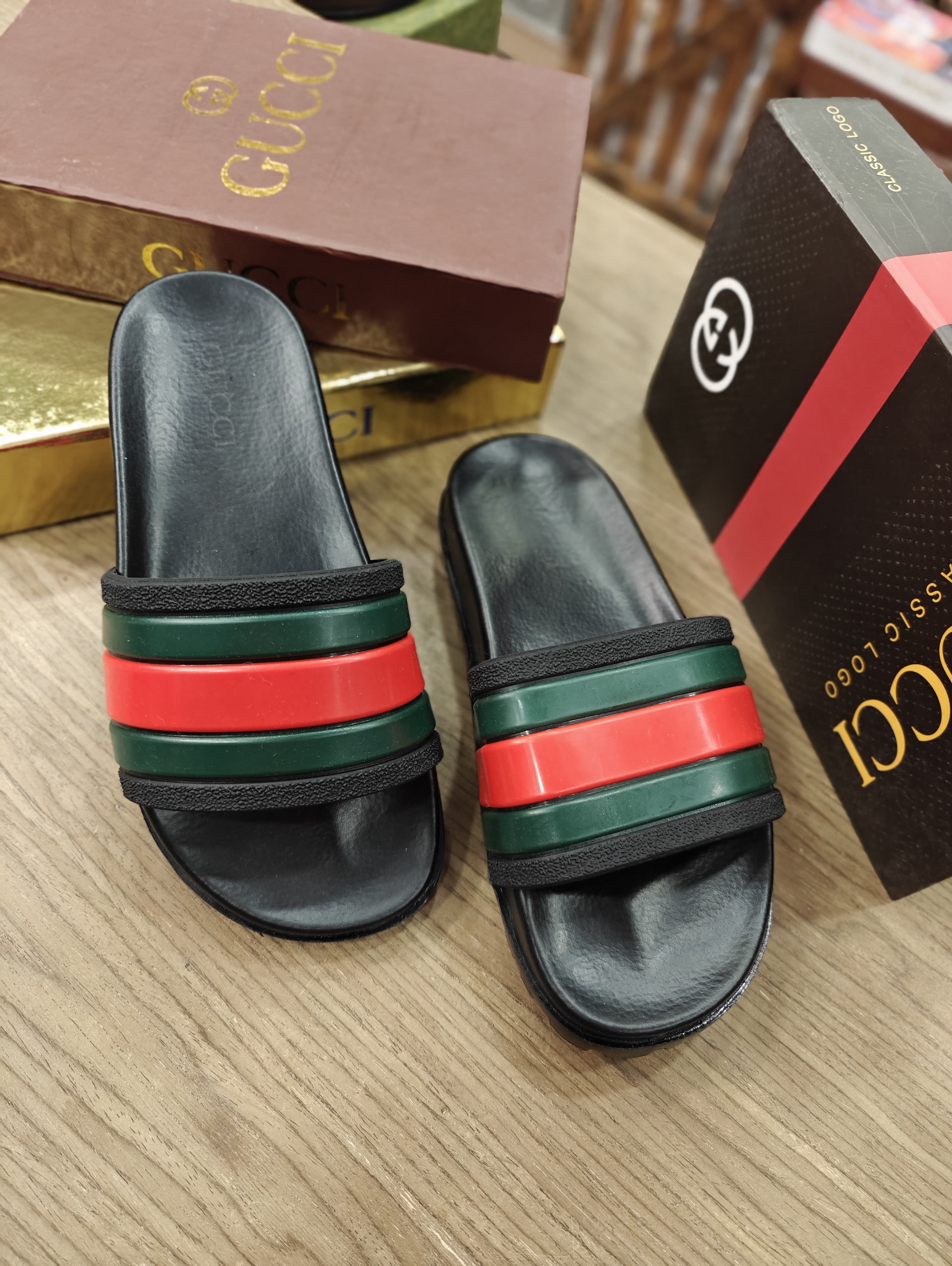 GUCCI Flip-Flops – The Brand Company